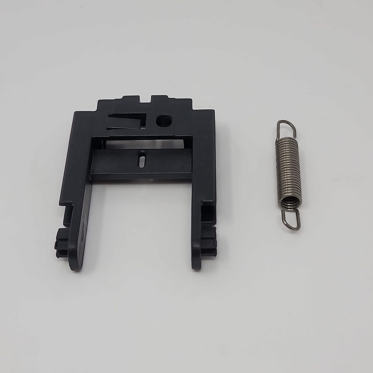 000-15296-001 Lowrance Ghost Front Latch Guide Kit